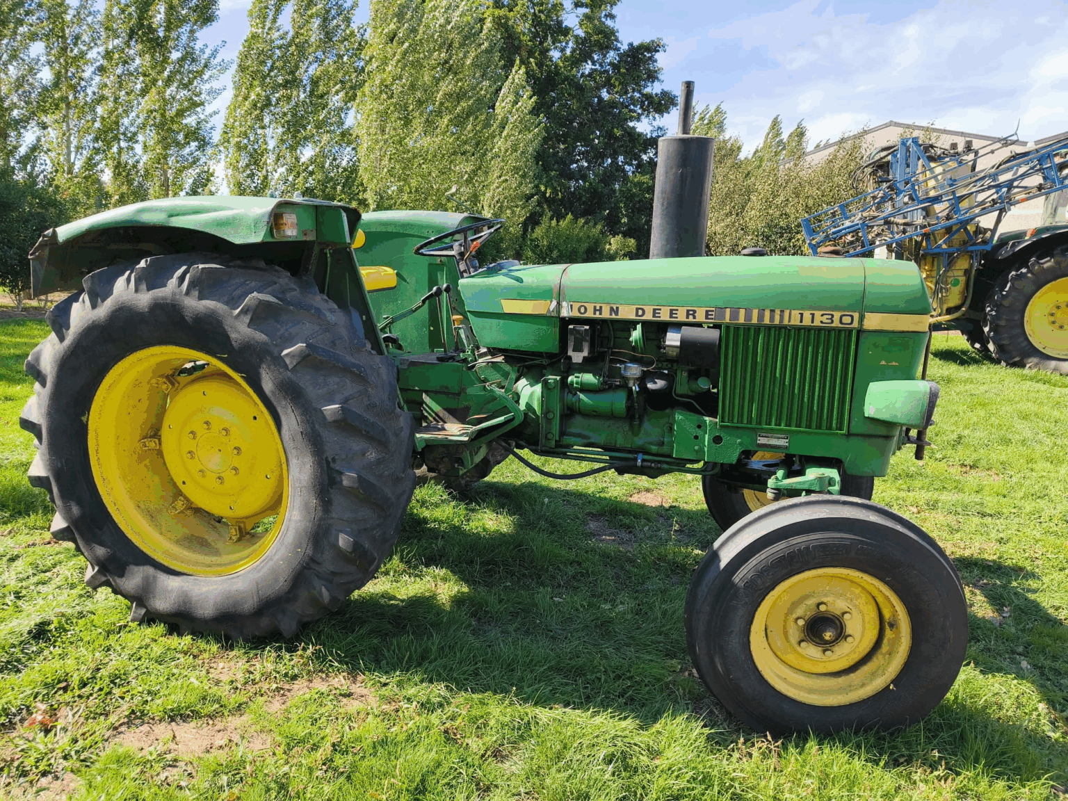 John Deere 1130 - Van Sinay